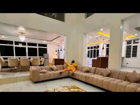 Kaligraph Jones House Tour ♥️ - YouTube