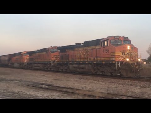 BNSF 4166 West 10/16/20 - YouTube