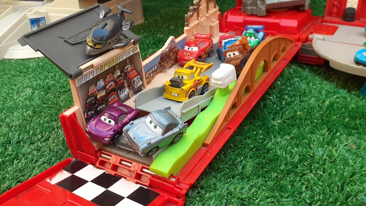 Cars mini racers mattel campeonato espía de cars 2. Mini racers diecast ...