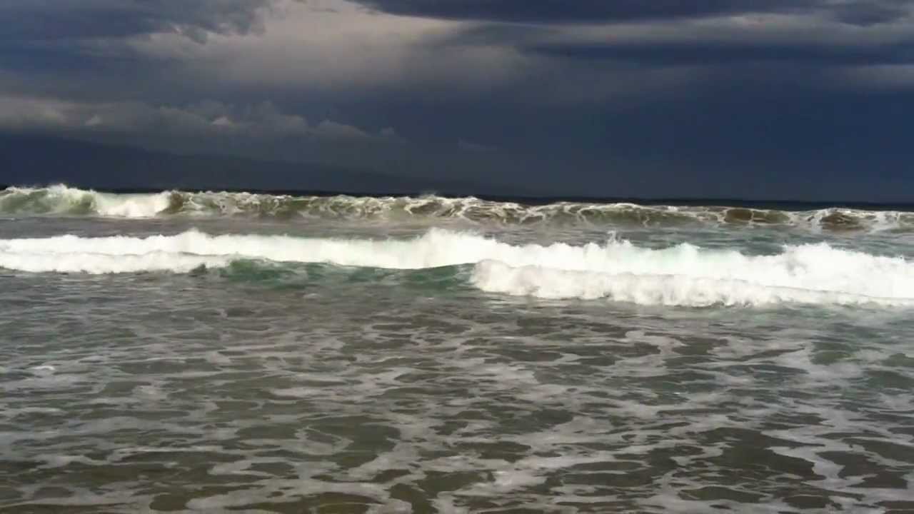 Slaughter House Beach, Maui, Hawaii - YouTube