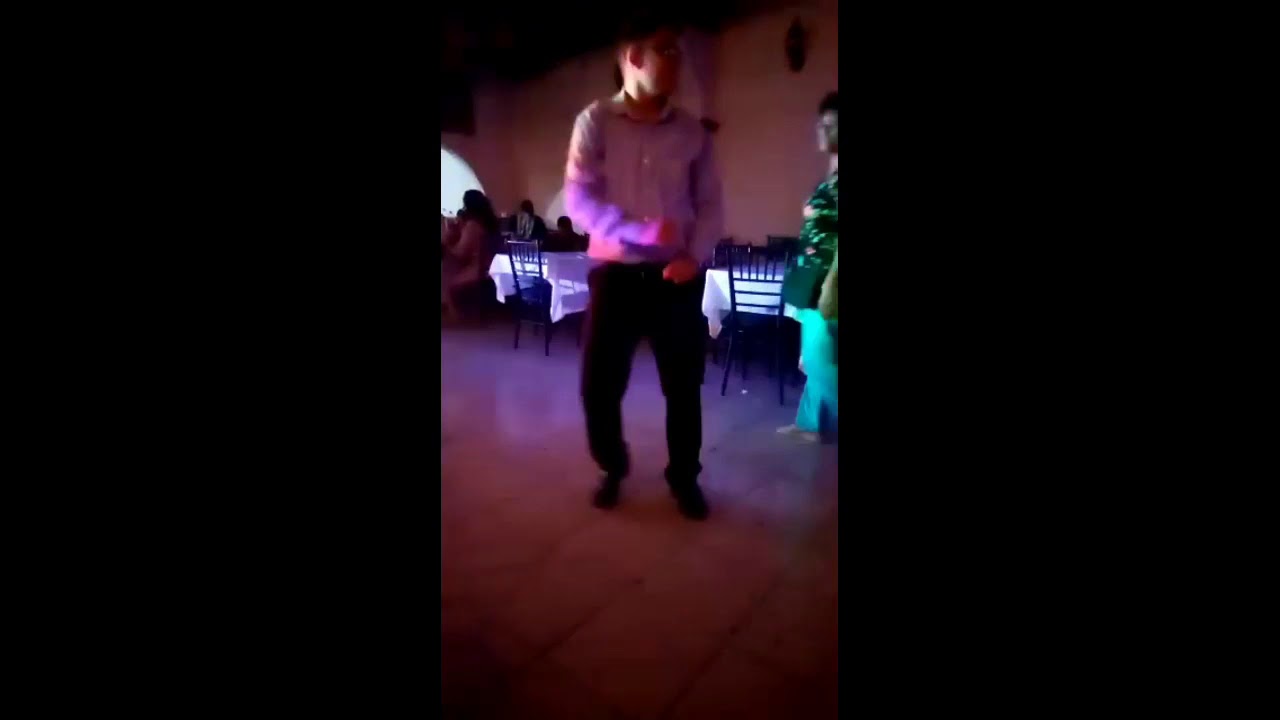 El mismo video de Ruffter bailando pero con 4 canciones - YouTube
