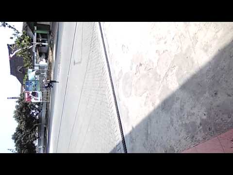 VIDEO wong edan di SPBU 5468124