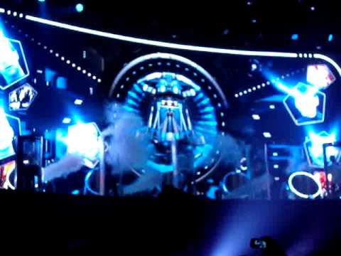 Steps O2 20/04/2012 Intro / Here & Now - YouTube
