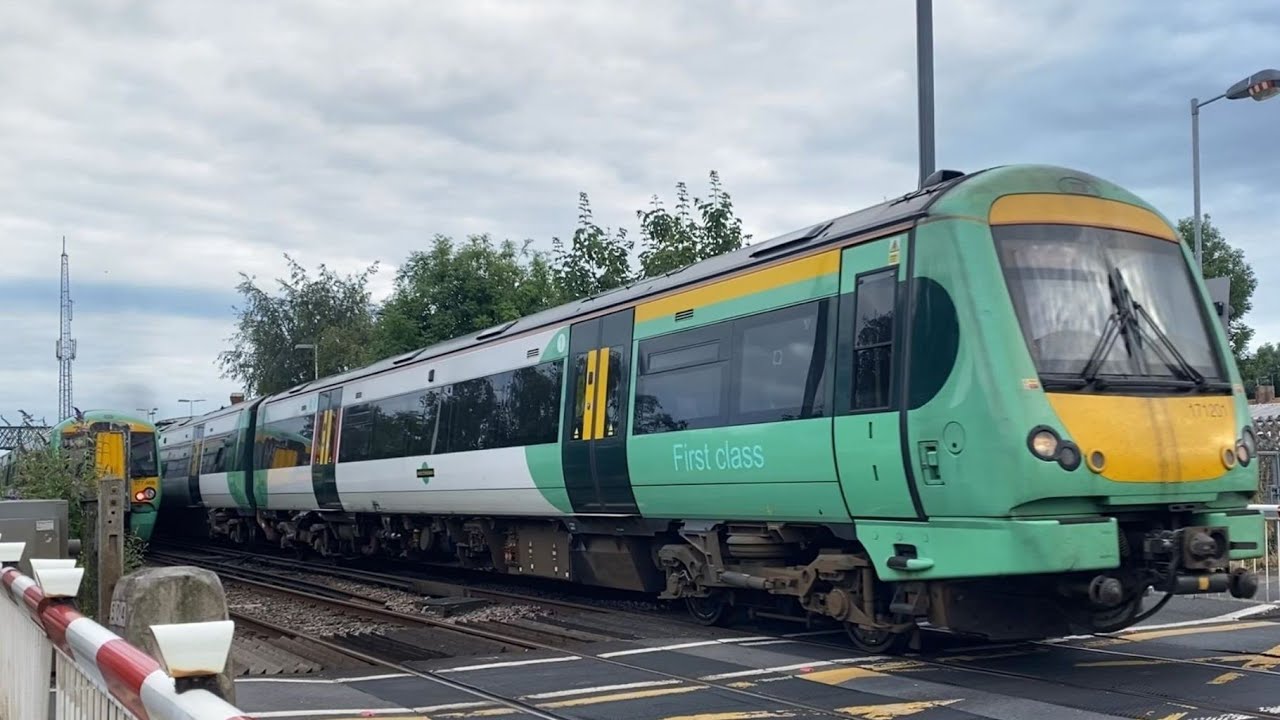 Southern Class 171 (171201) At Hampden Park - 9/7/2023 - YouTube
