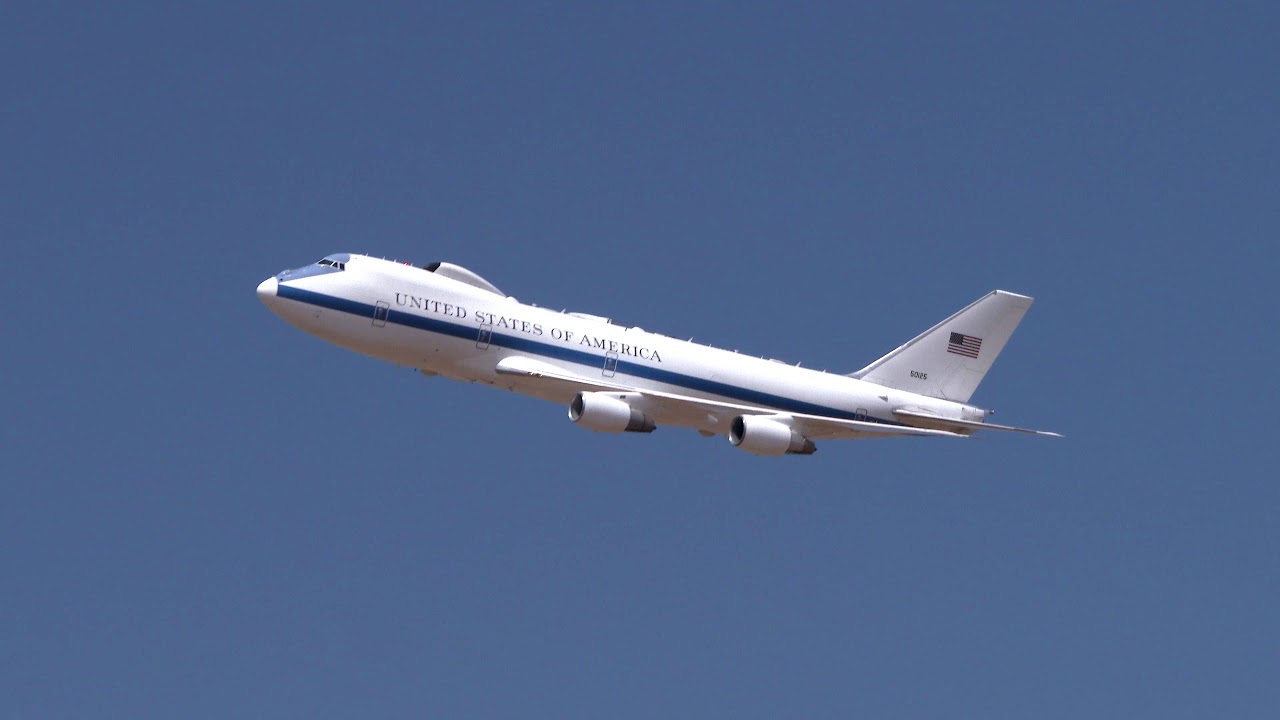 E-4B NAOC National Airborne Operations Center flyby California Capital ...
