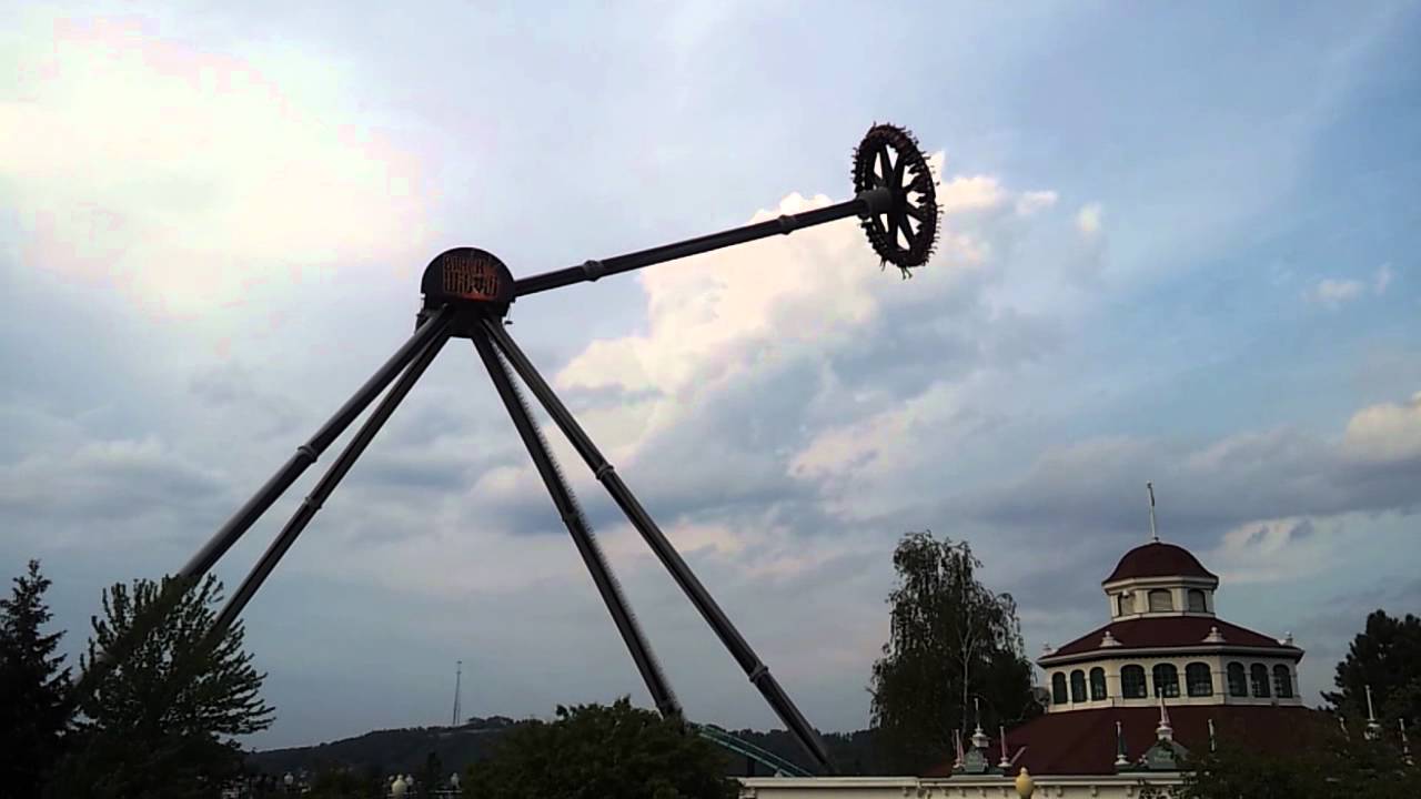 Kennywood black widow - YouTube