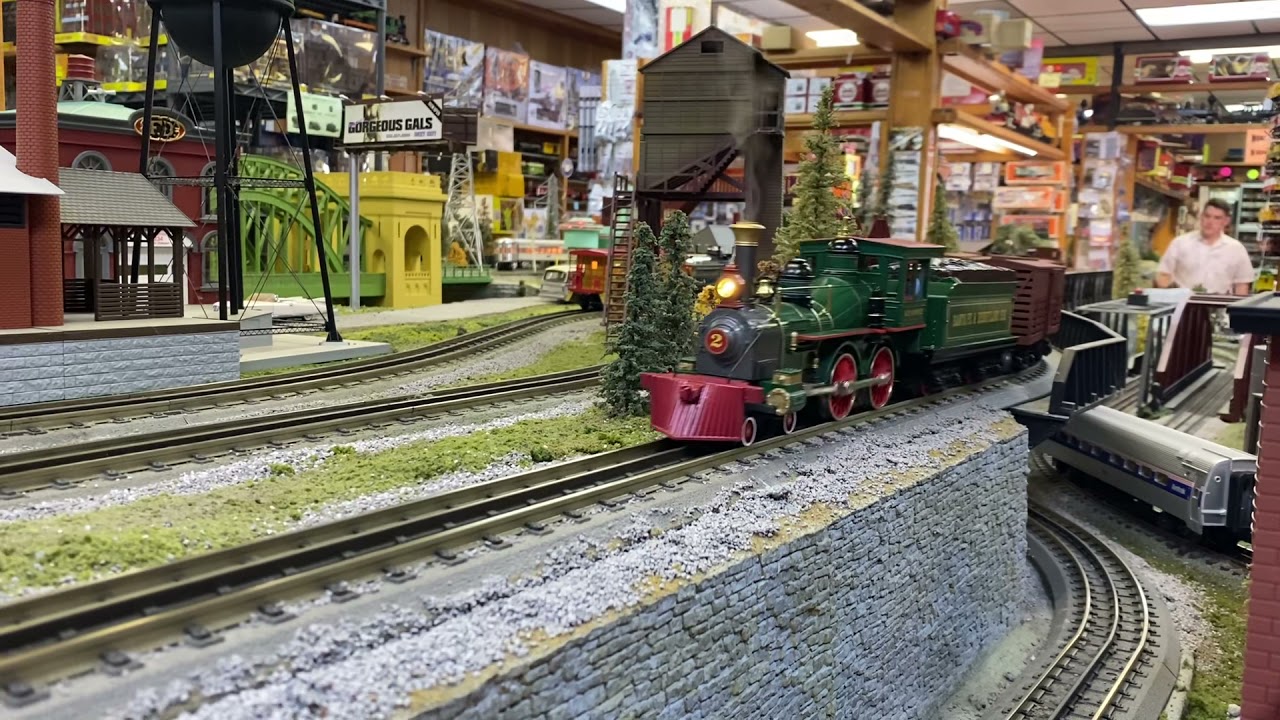 Custom EP Ripley hauling the “in build”Opening day Retlaw 2 consist ...