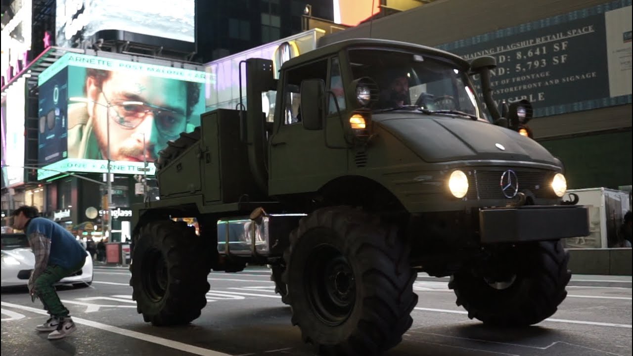 🏙 ️A Mercedes-Benz Unimog U 419 in New York City – an incredible ...