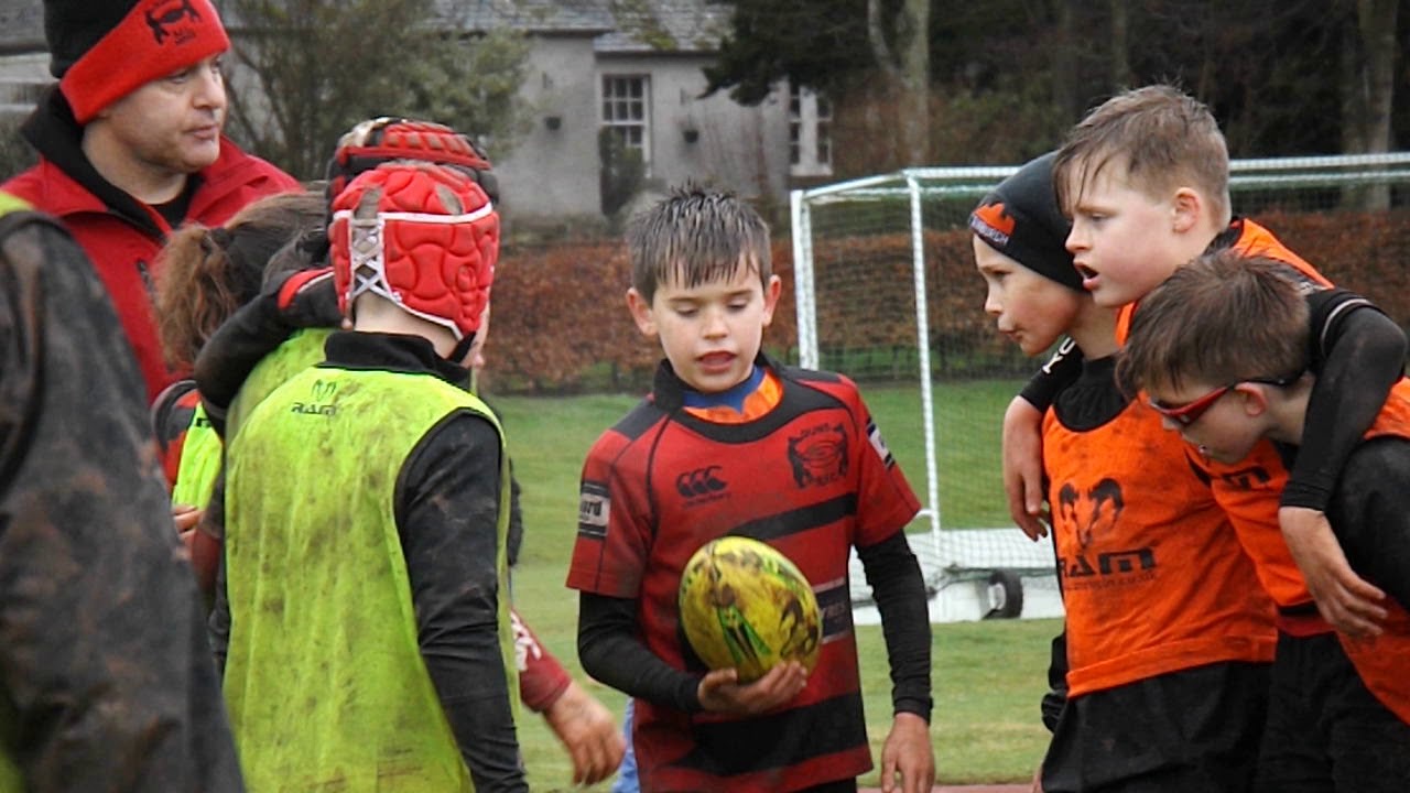 Duns Rugby Minis P6 and P7 playing together on Sunday morning - YouTube
