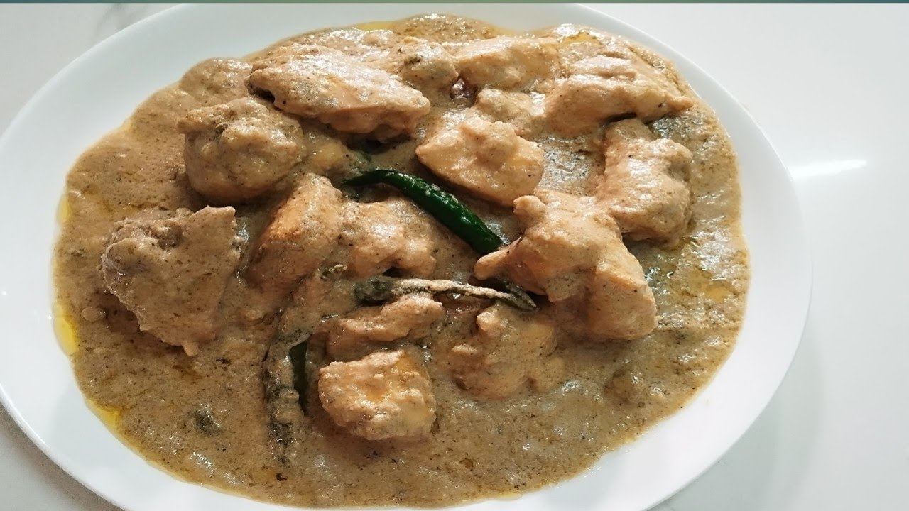 White Chicken Korma | How To Make White Chicken Korma - YouTube
