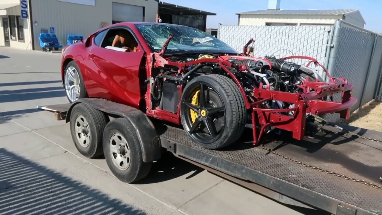 Rebuilding a WRECKED Ferrari 812 SuperFast in 10 minutes Like THROTL ...