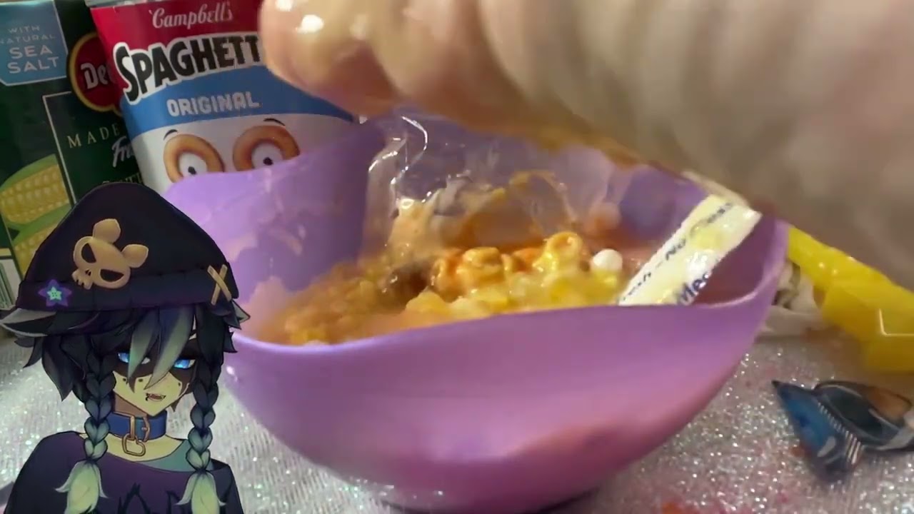 Snuffy puts her IRL toes in a bowl of random food. - YouTube