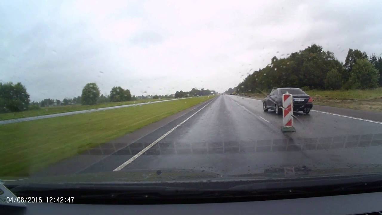 Liiklus 04.08.2016 - YouTube