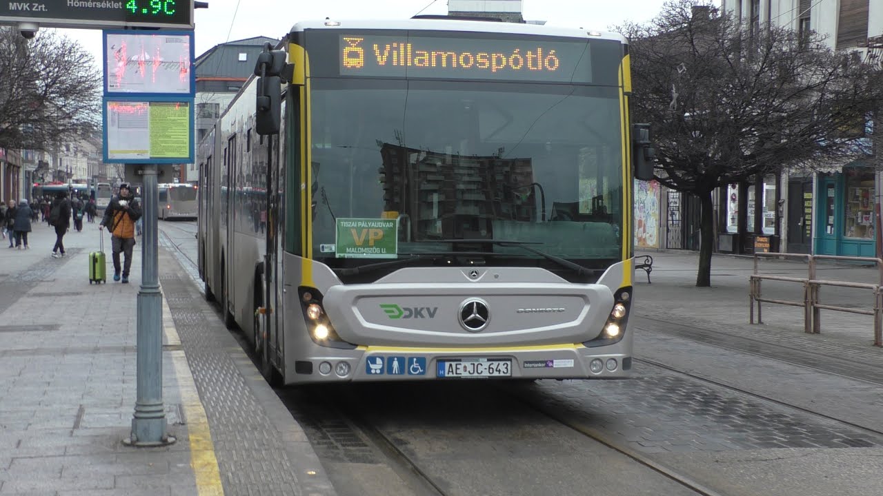 Villamospótlás a kocsonyafesztivál 1.napján: Mercedes Conecto NG - YouTube