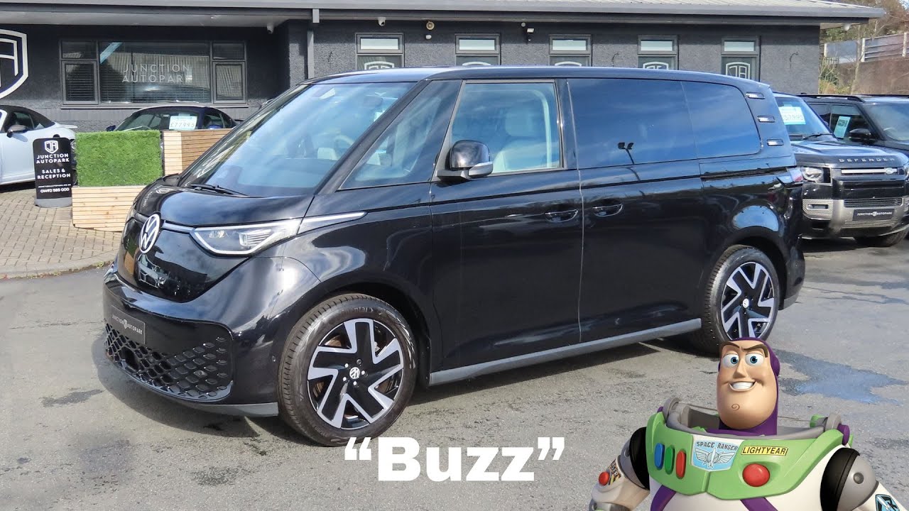 2023 Volkswagen ID. Buzz Style Pro - Start up and in-depth tour - YouTube