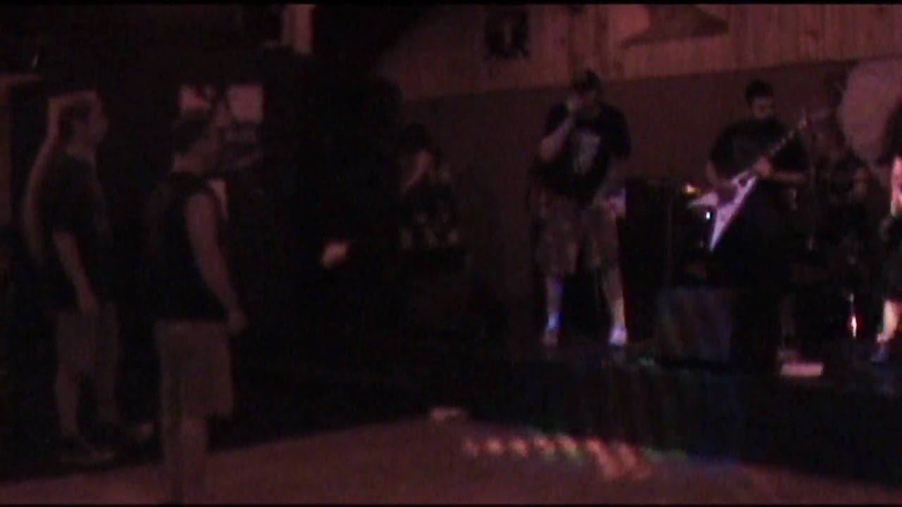 devour - song 2.wmv - YouTube