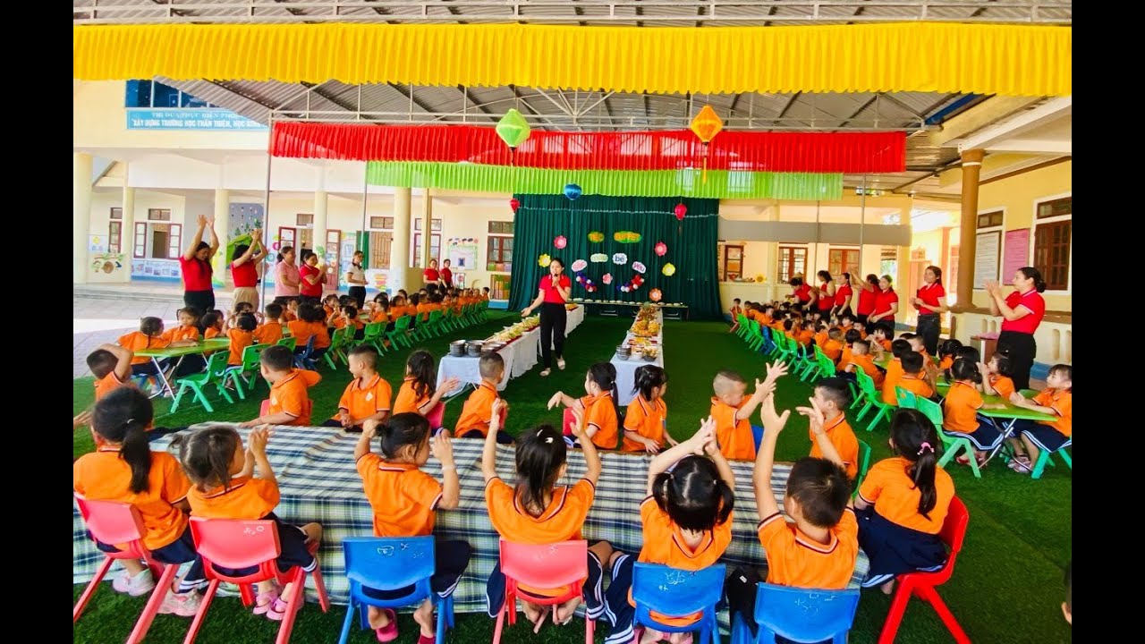 TRUNG THỦY - YouTube