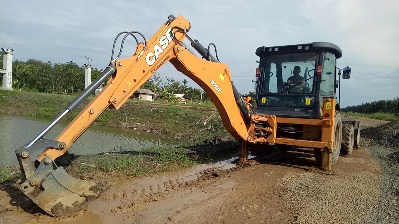 Case 570T Series Backhoe Loaders Working in sungai buaya mesuji lampung ...