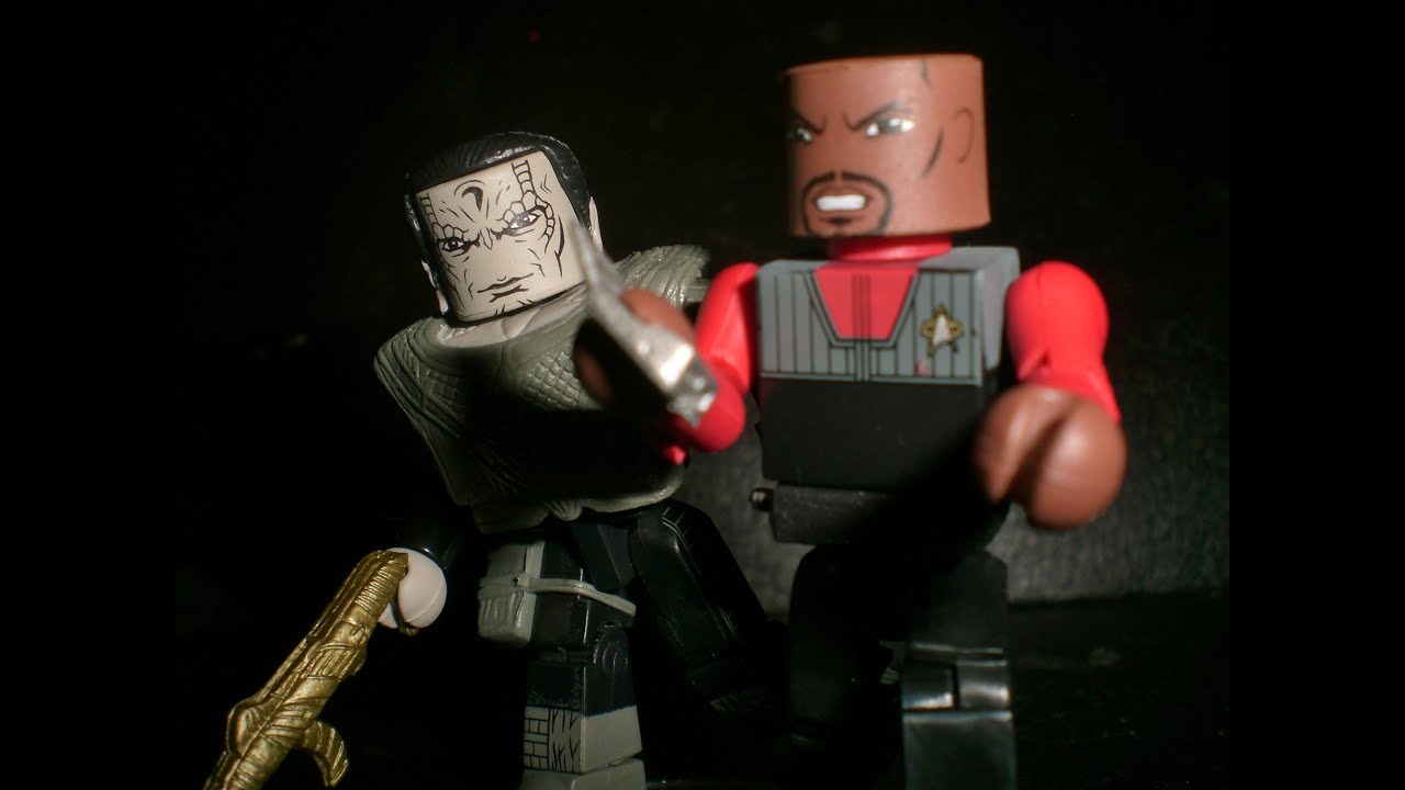 Star Trek Minimates Sisko & Gul Dukat Toy Review - YouTube