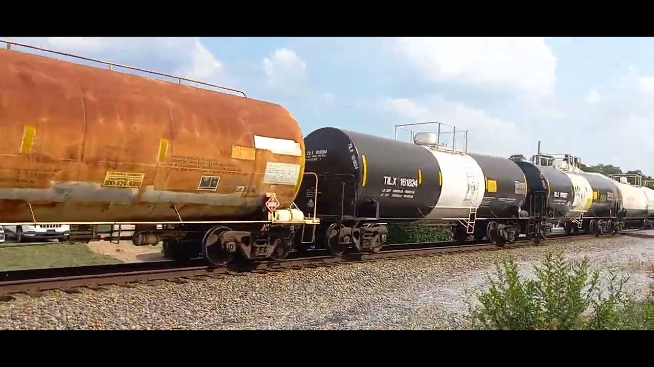 NS 154 with NS 4095 AC44C6M NS 4212 AC44C6M rear end DPUs NS 4165 AC44C6M and NS 8003 SD70M-2 ...