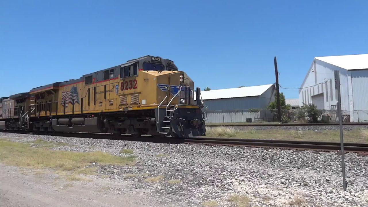 UNION PACIFIC WORK TRAIN - YouTube