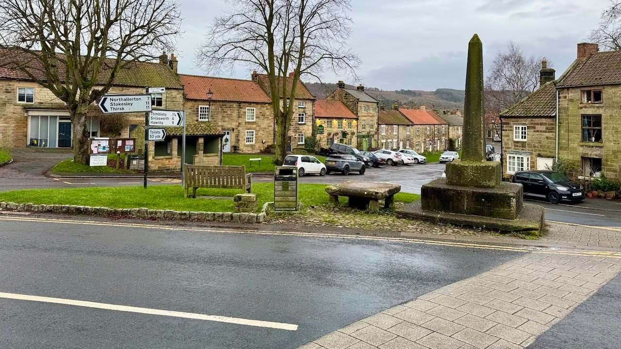 Cod Beck Reservoir Walk - YouTube