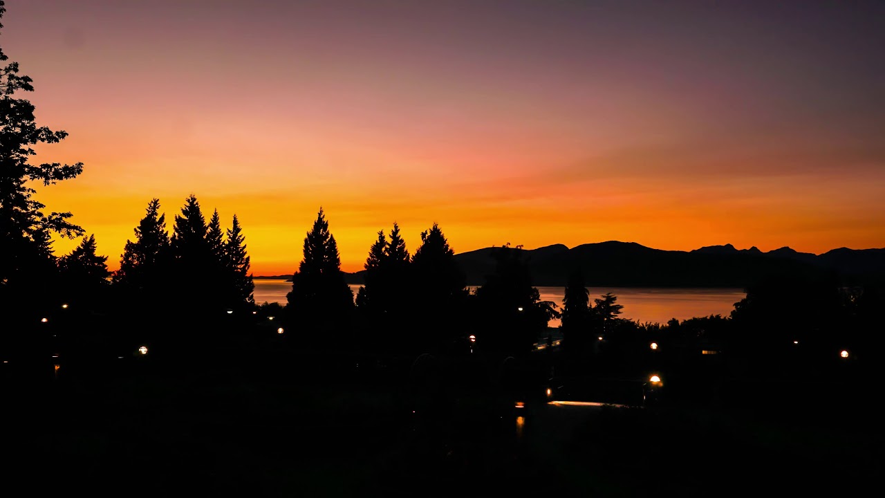UBC Rose Garden Sunset Timelapse (4K) - YouTube