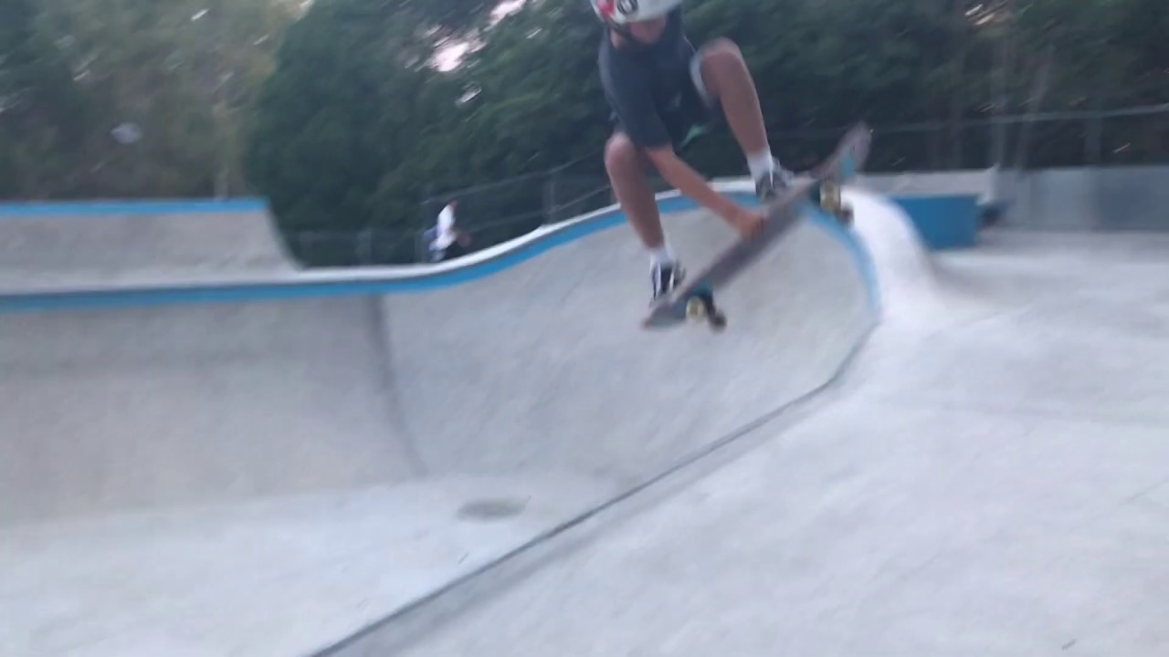 Reef Roberts Skating Clip - YouTube