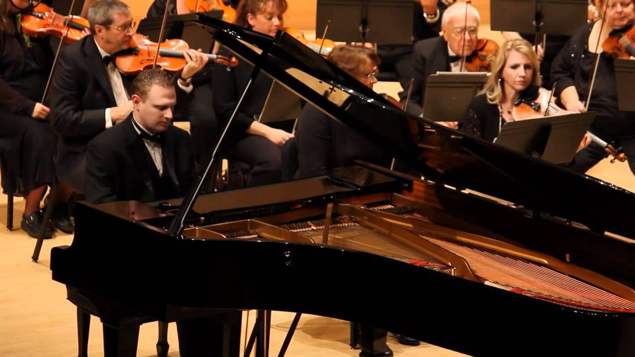 Matthew Weissman plays Grieg: Piano Concerto in A minor Op.16 1st mvt ...