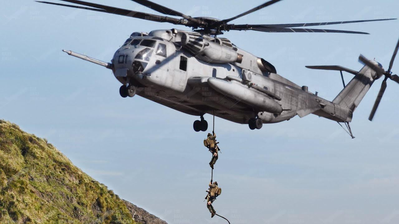 US Marines Hypnotic Fast Roping from Giant CH-53 Helicopter - YouTube