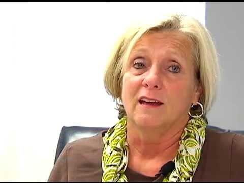 Middle School Principal of the Year Diane Combs - YouTube