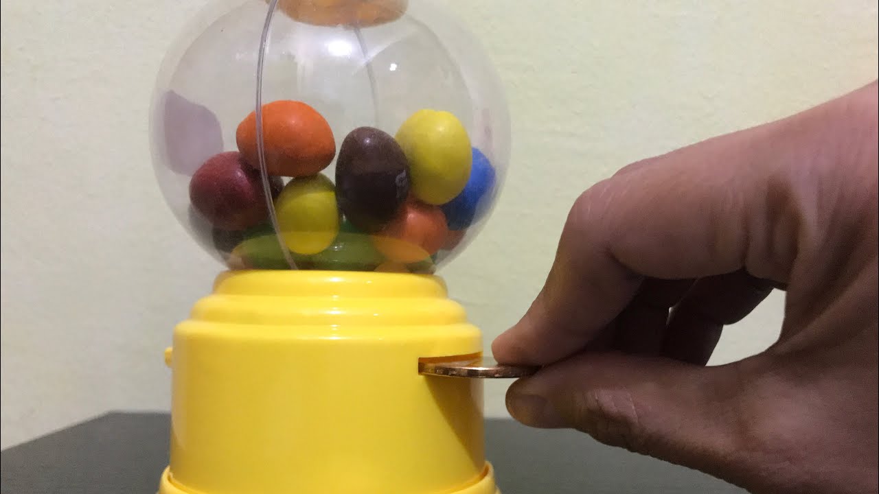 How to insert the coin to mini gumball machine #shorts #shortvideo ...