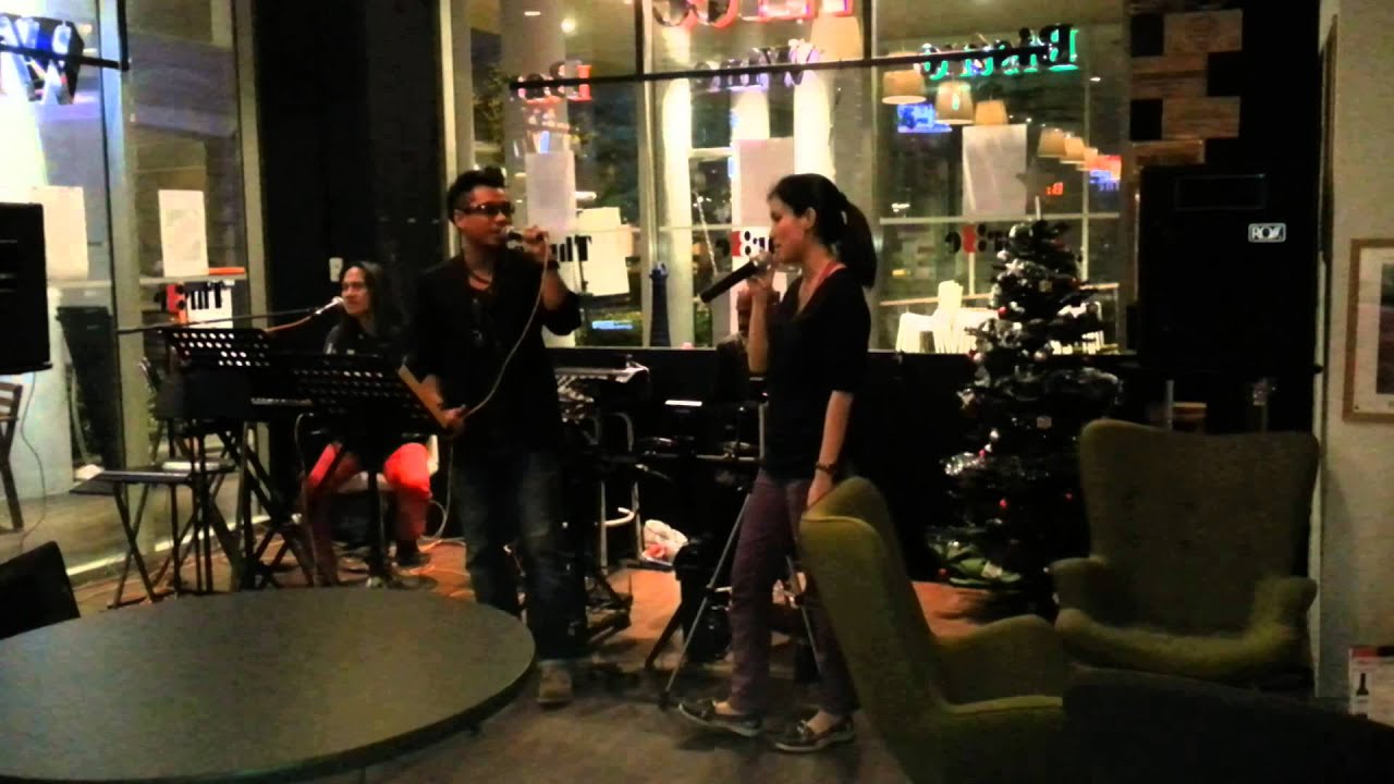 Elite Soulz Band @ Three Bistro on 19/11/14 - YouTube