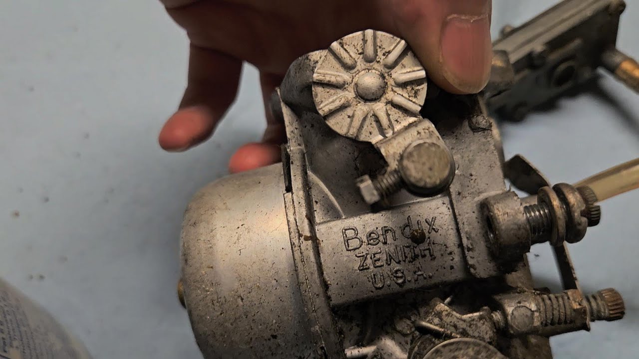 Bendix Carb Clean - 1975 John Deere 600D - YouTube
