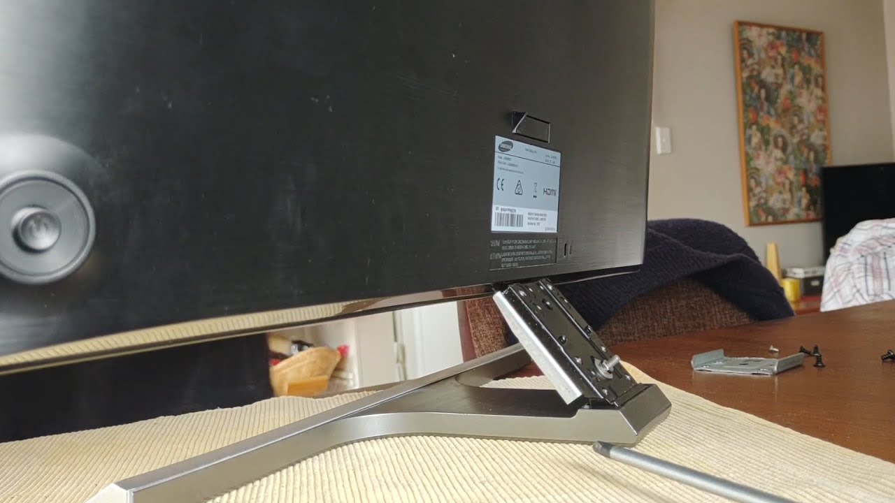 Samsung monitor U28D590D height adjustment - YouTube