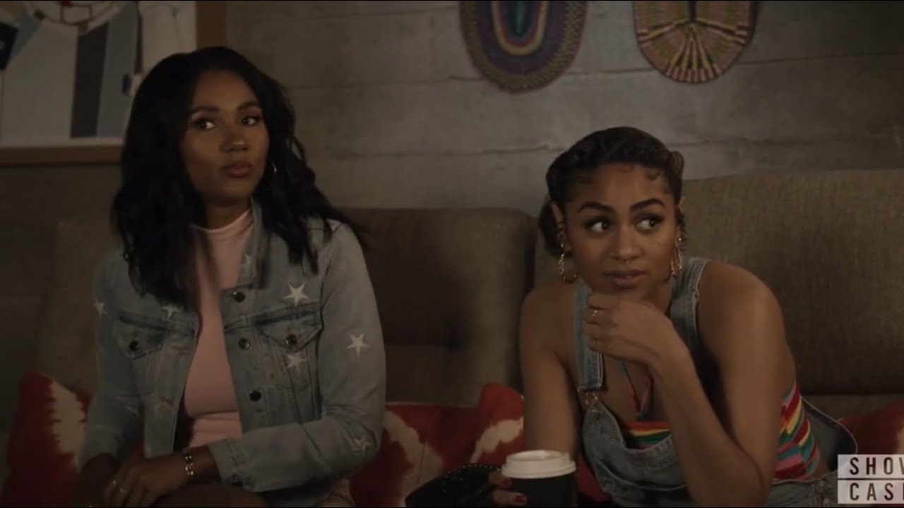 All American 3x16 Carrie being weird - YouTube