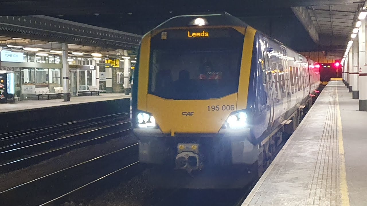 CAF Class 195 006 - YouTube