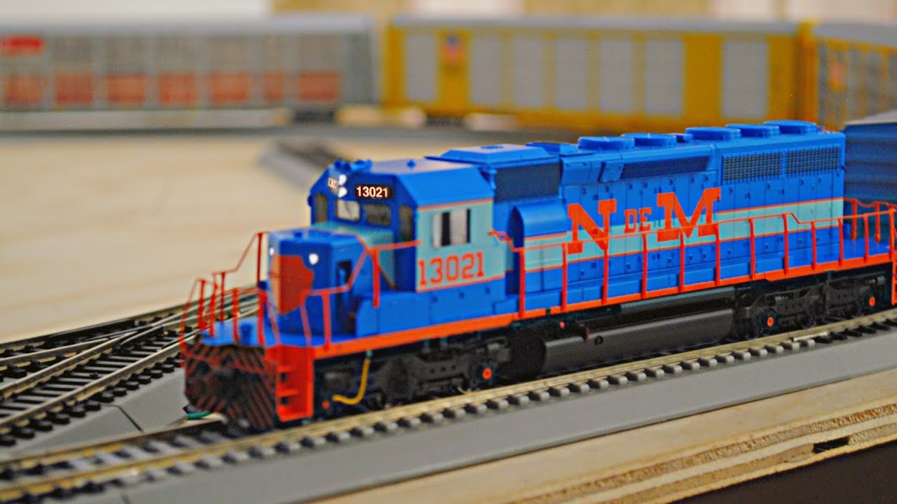 ScaleTrains Ferrocarriles Nacionales De Mexico SD40-2, the beautiful ...
