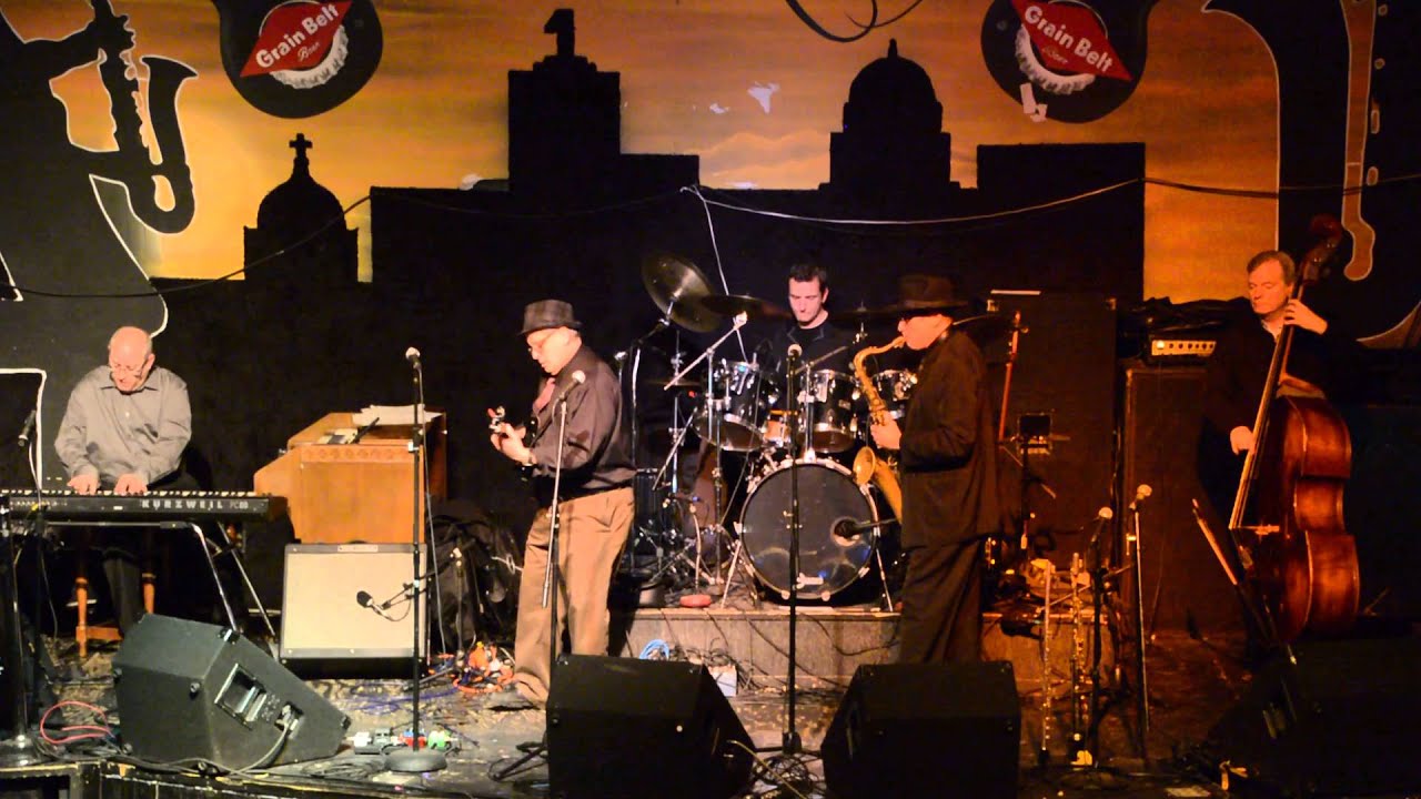 Steve Clarke & The Working Stiffs / Choo Choo Ch'Boogie - YouTube