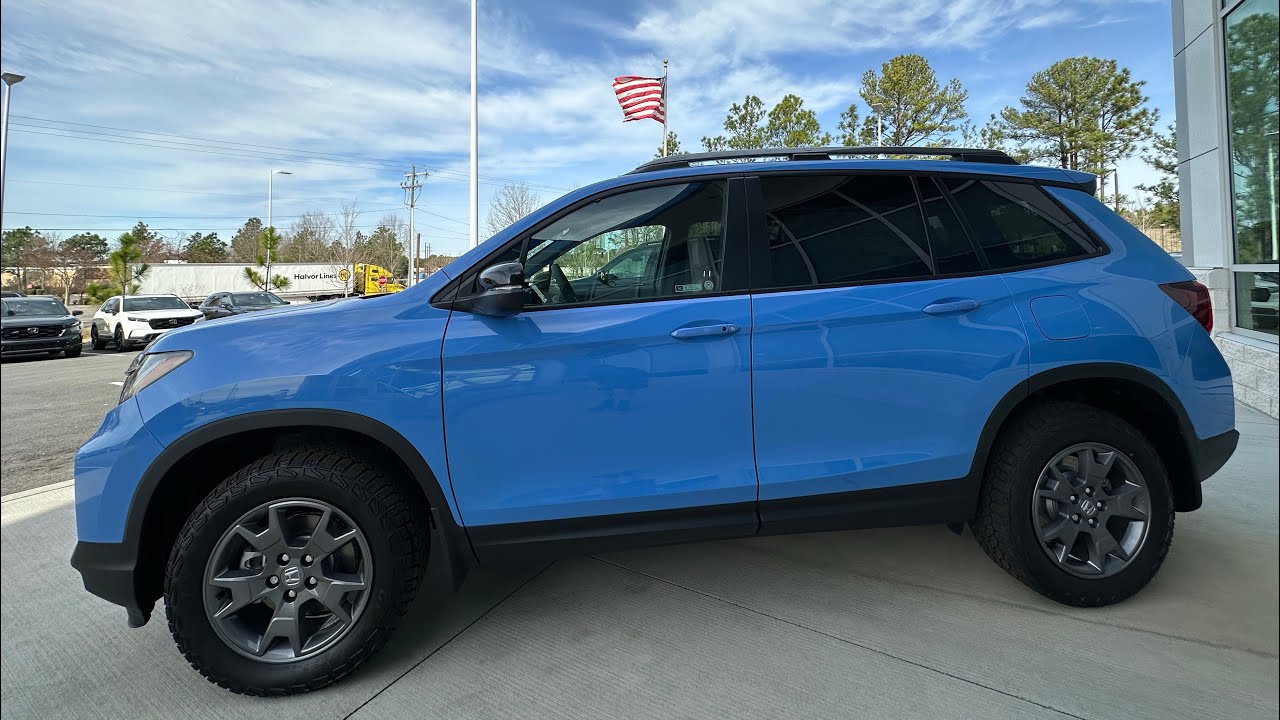 Honda Passport Trailsport AWD 2024 Diffused Sky Blue Pearl - YouTube