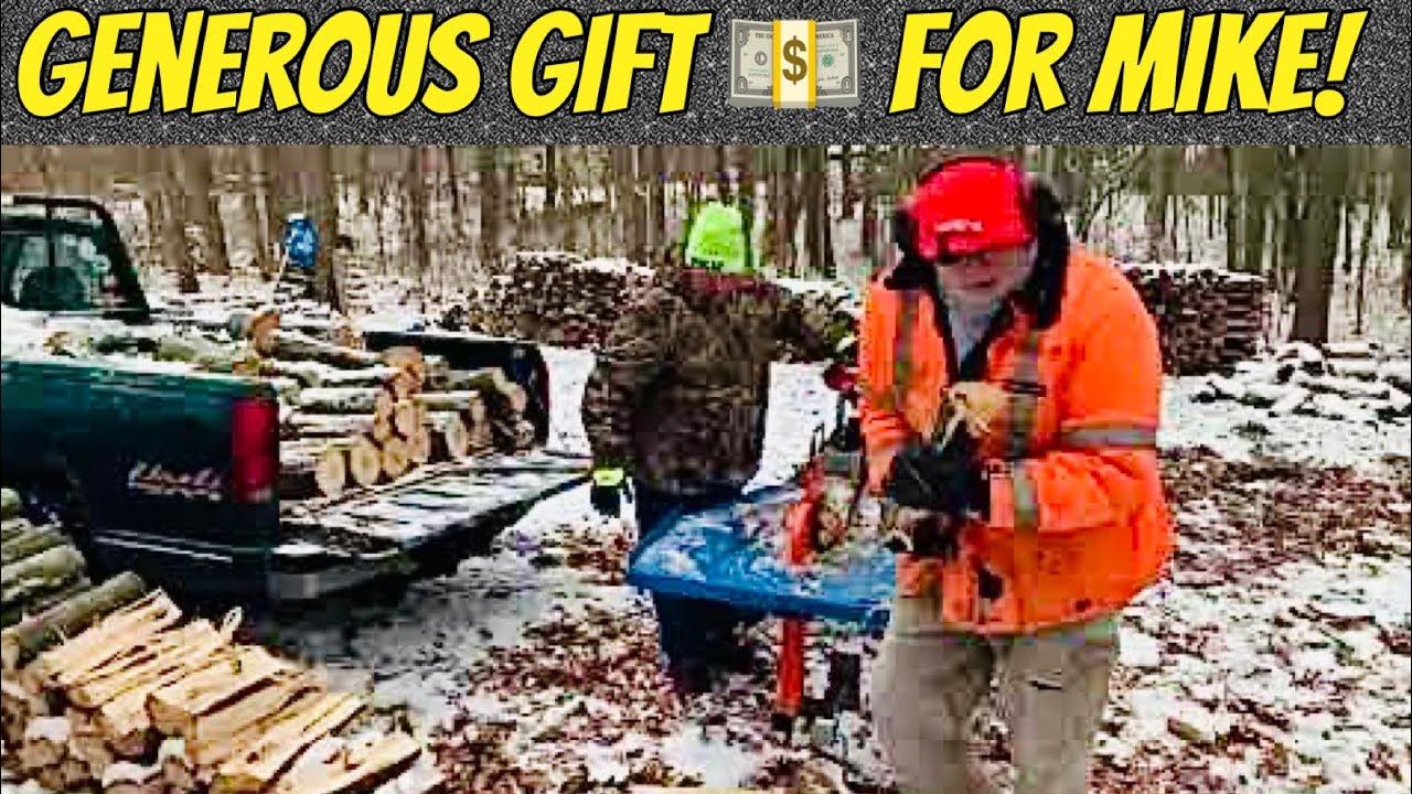 FIREWOOD | Splitting hickory rounds & stacking hickory limb wood - YouTube