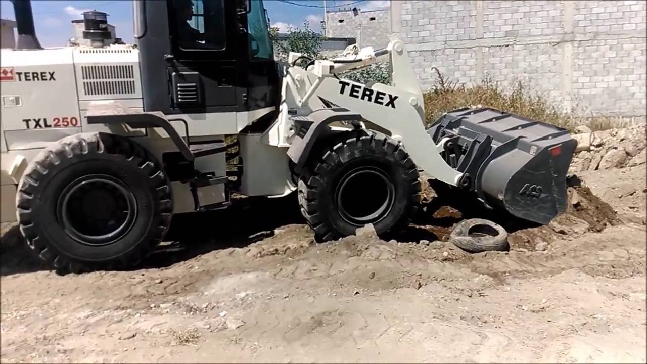CARGADOR FRONTAL TEREX - YouTube