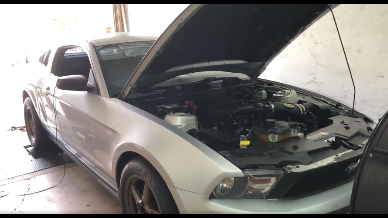 AMR Cyclone V6 Mustang DYNO RUN "Project Hurricane" - YouTube