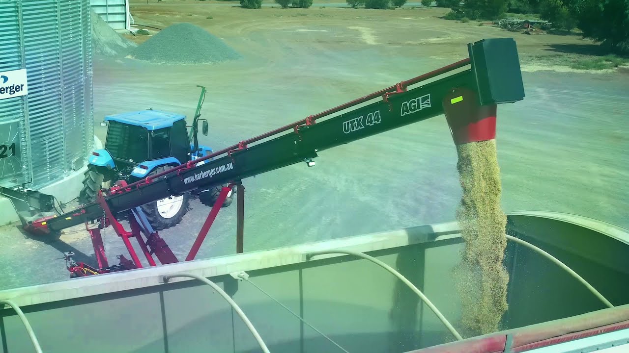 AGI UTX 44 U-Trough Auger - YouTube