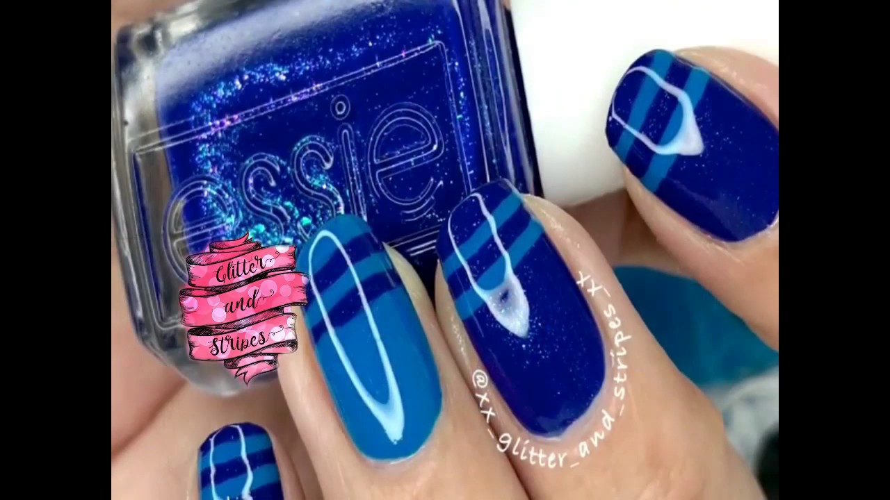 Easy blue striped nail tutorial for beginners - YouTube