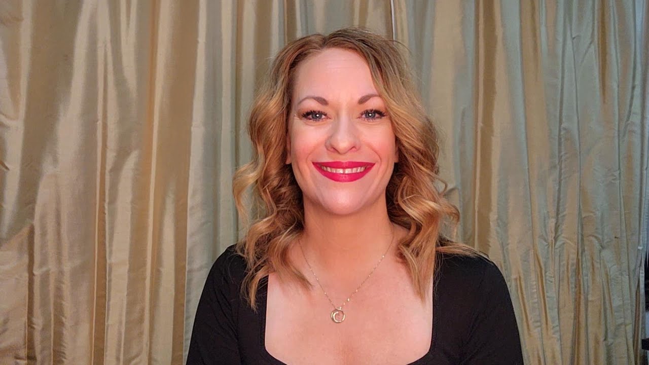 In the Know with Janet #1 - YouTube