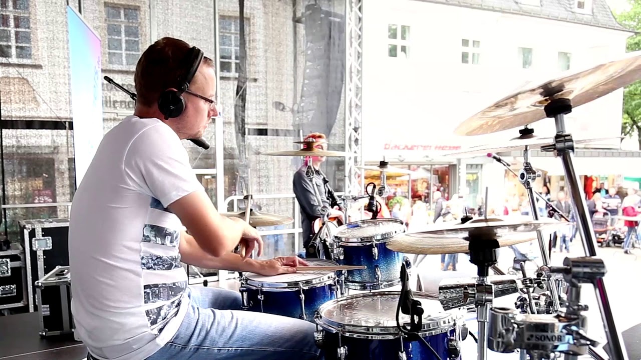 Drum Solo live with Stick Tricks, Grooves, Bass Solo on Sakae Almighty ...
