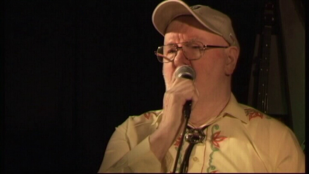 Terry Bowes 2 Bunkhouse Guisborough - YouTube