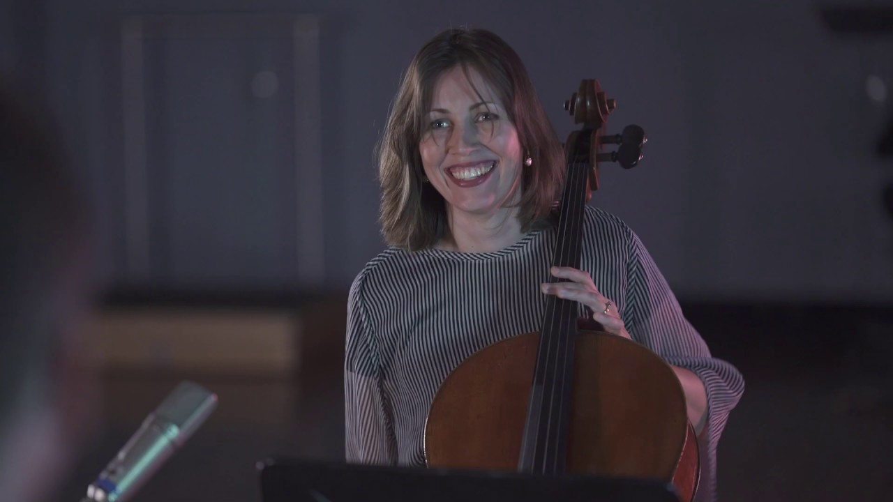 Slava and Sharon Grigoryan perform 'Julie-O' by Mark Summer - YouTube