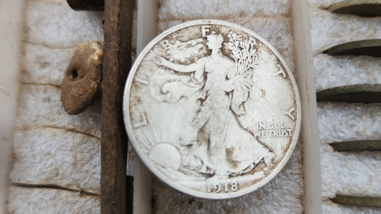 Big Silver!!! Huge gold!! Tokens and Relics in the middle of the woods ...